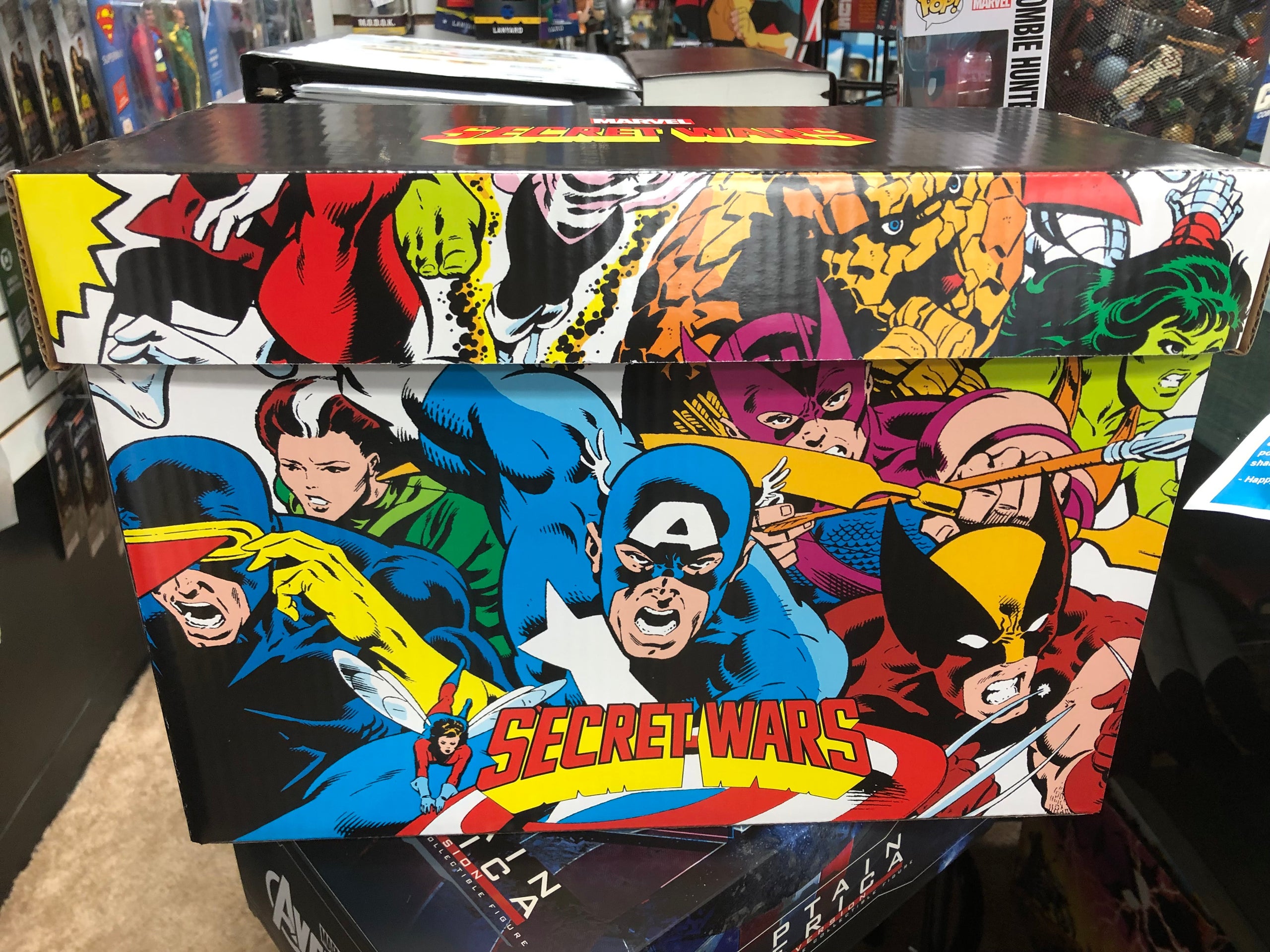 marvel comics secret wars comic book short box | Batcave Treasures and Toys