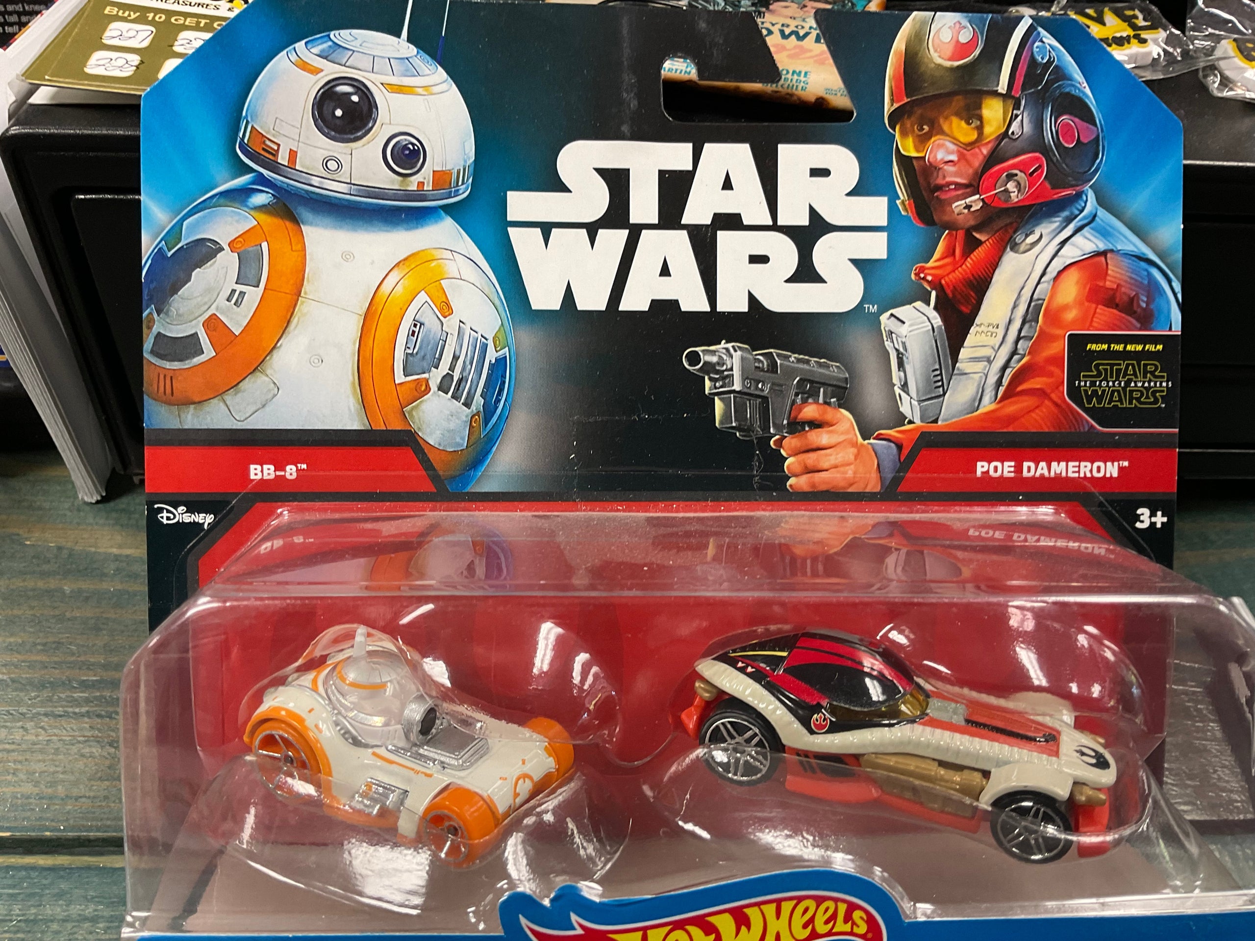 Hot Wheels Star Wars BB-8 & Poe Dameron Character Car 2-Pack | Batcave ...